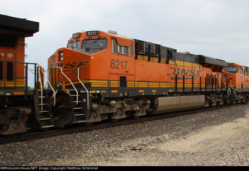 BNSF 8217